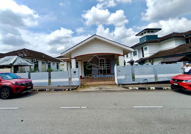 Bungalow House for Sale, 4 Bedroom, 4101 sq.ft, Kulim, Kedah | Mudah.my