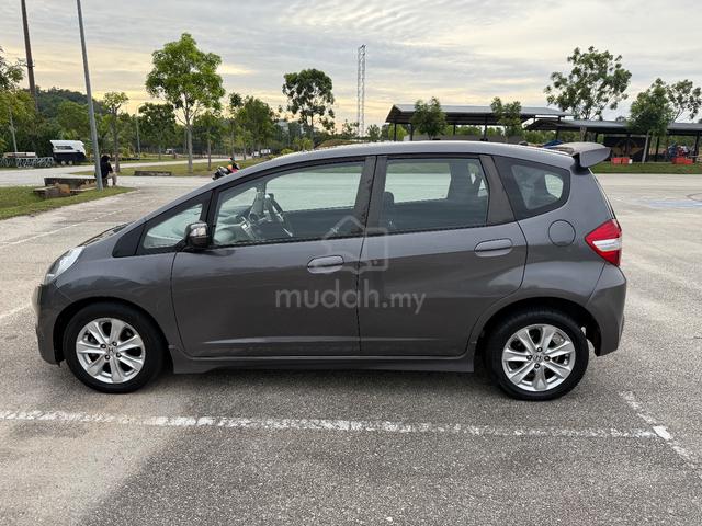 HONDA JAZZ GE8 1.5 i-VTEC AUTO (2014) - Cars for sale in Seremban 2, Negeri Sembilan