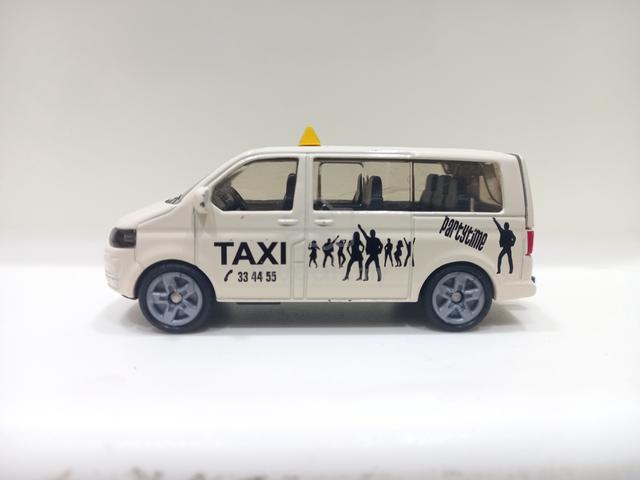 SIKU VW Volkswagen T5 Multivan Transporter Taxi - Hobby & Collectibles ...