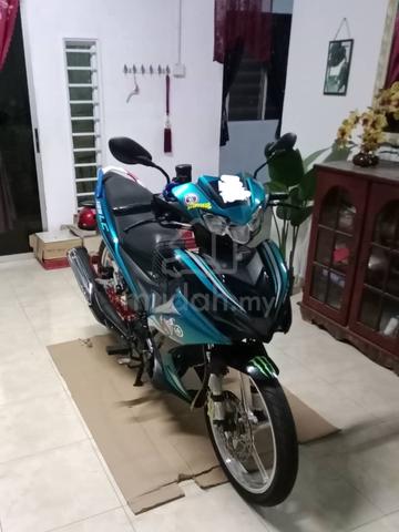 LC v8 tahun 2022 - Motorcycles for sale in Besut, Terengganu