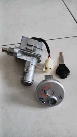Sym VF3i Ignition switch - Motorcycle Accessories & Parts for sale in ...