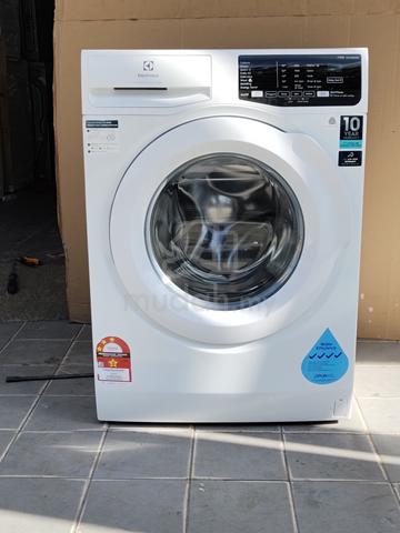Electrolux Hot Washer Washing Machine 7.5kilos - Home Appliances ...