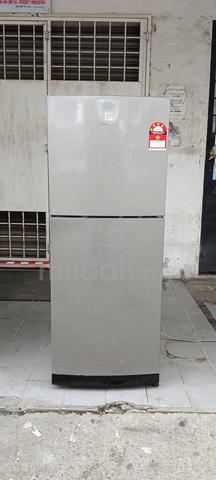 210-Litters Electrotlux 2door fridge refrigerator - Home Appliances ...