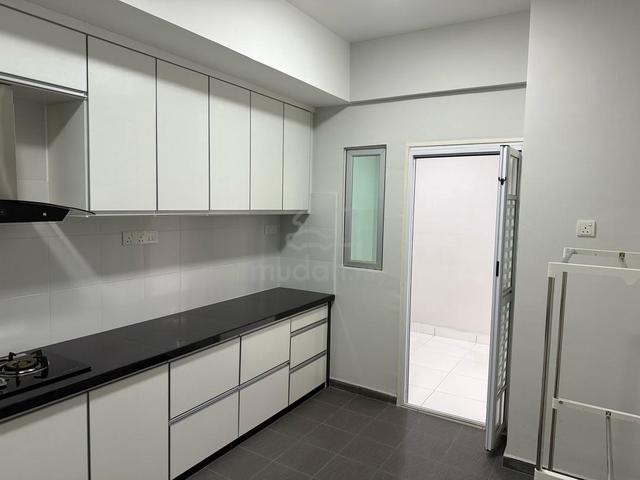 Condominium for Sale, 3 Bedroom, 1445 sq.ft, Elit Heights @ Bayan City ...