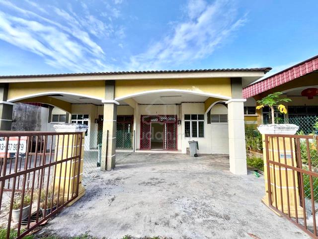 1-storey Terraced House for Sale, 3 Bedroom, 1540 sq.ft, Merlimau ...