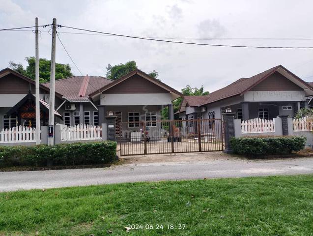Semi-Detached House for Sale, 4 Bedroom, 1538 sq.ft, Marang, Terengganu ...